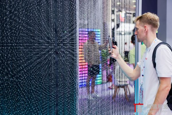 往届精彩瞬间 _ 第21届深圳国际LED展_LED CHINA 2024_2月26-28日